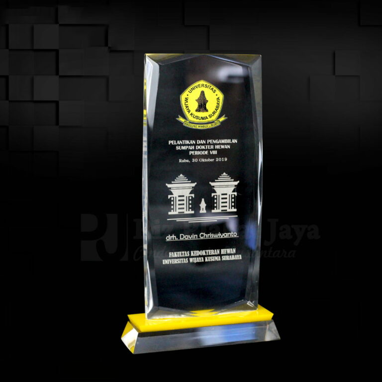 15 Ide Desain Plakat Akrilik Paling Kreatif dan Terpopuler