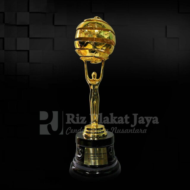 Inspirasi Desain Piala Unik untuk Acara Spesial Anda